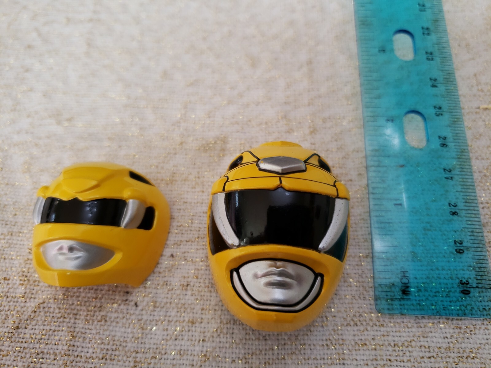 Mighty Morphin Power Rangers Yellow Ranger Helmet