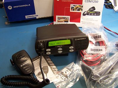 Motorola CDM1250 VHF 136-174MHz 45 Watt AAM25KKD9AA2AN Tested NEW | eBay