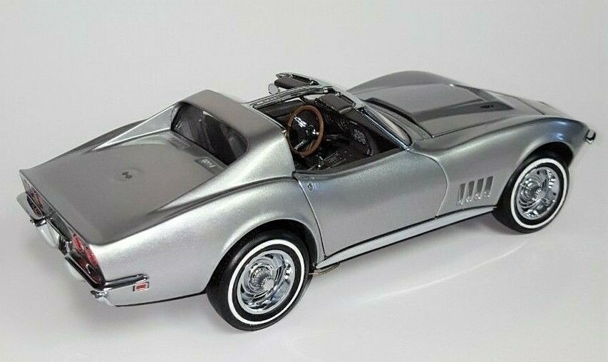 Chevrolet Corvette 55Chevy57 Stingray 1:24 SCALE METAL MODEL CAR 1957 ...