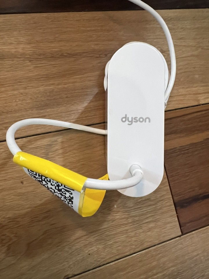 Dyson Pure Cool Me Personal Air Purifier Core Flow Fan - White/Silver ...