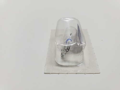 New Mercedes Benz Light Bulb 12V 5W OEM Part N 00000000814064 | eBay