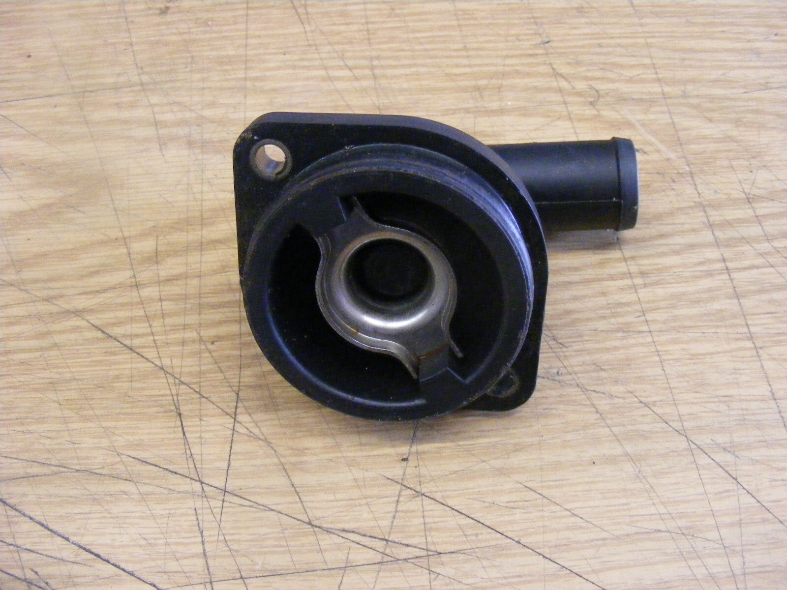 Mercury 75-80-90-100-115-200-225-300 Verado Thermostat Housing ...