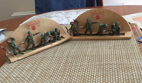 Vintage Herald models plastic unbreakable soldiers - made in England ...