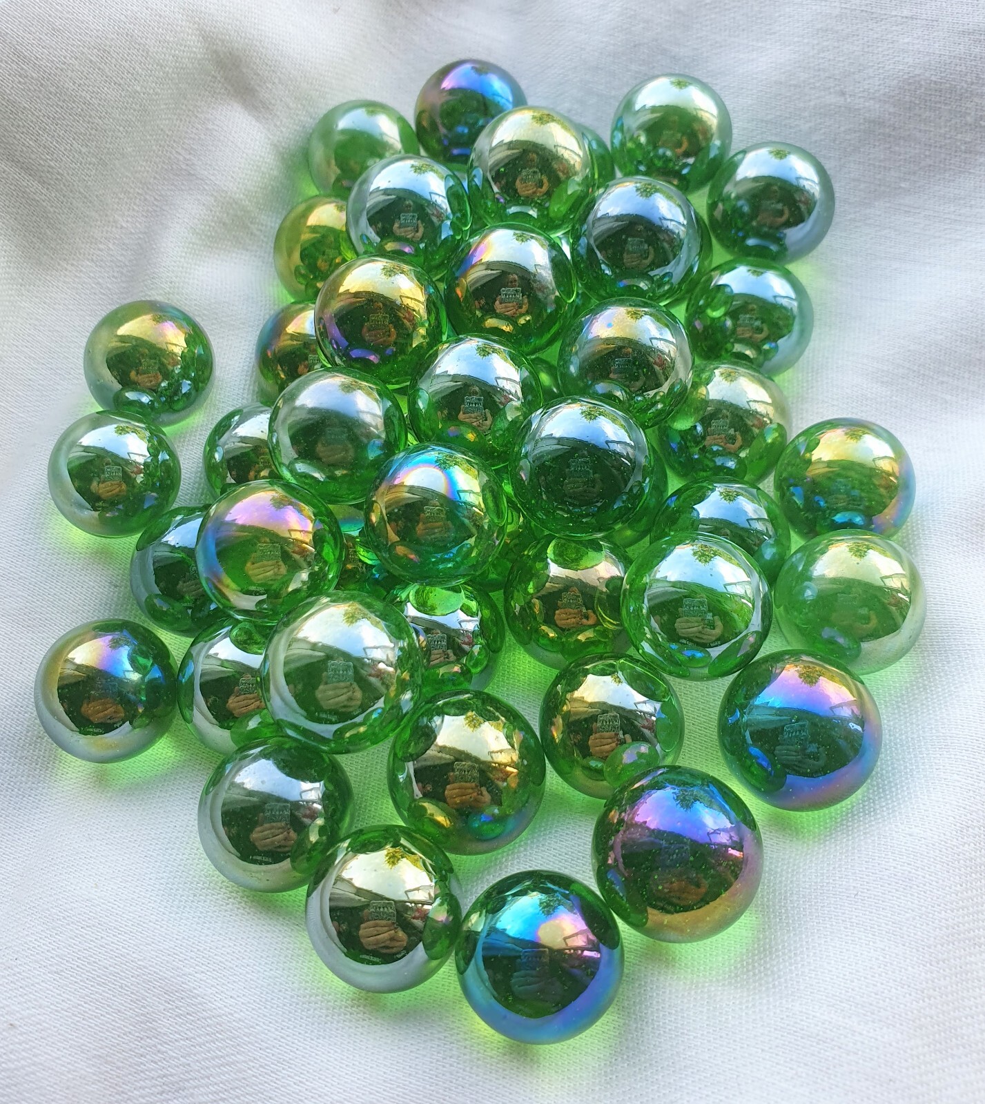 LUSTERED GREEN - 25 Beautiful Glass Marbles, Iridescent, Transparent ...