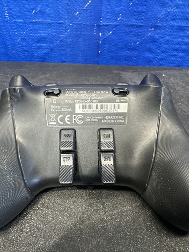 Razer Wolverine RZ06-0401 Chroma RGB Wired Gaming Pro Controller Read ...