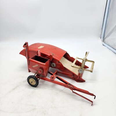 Vintage Tru-Scale Combine Metal Farm Toy Pressed Steel Red 1/16 Read ...