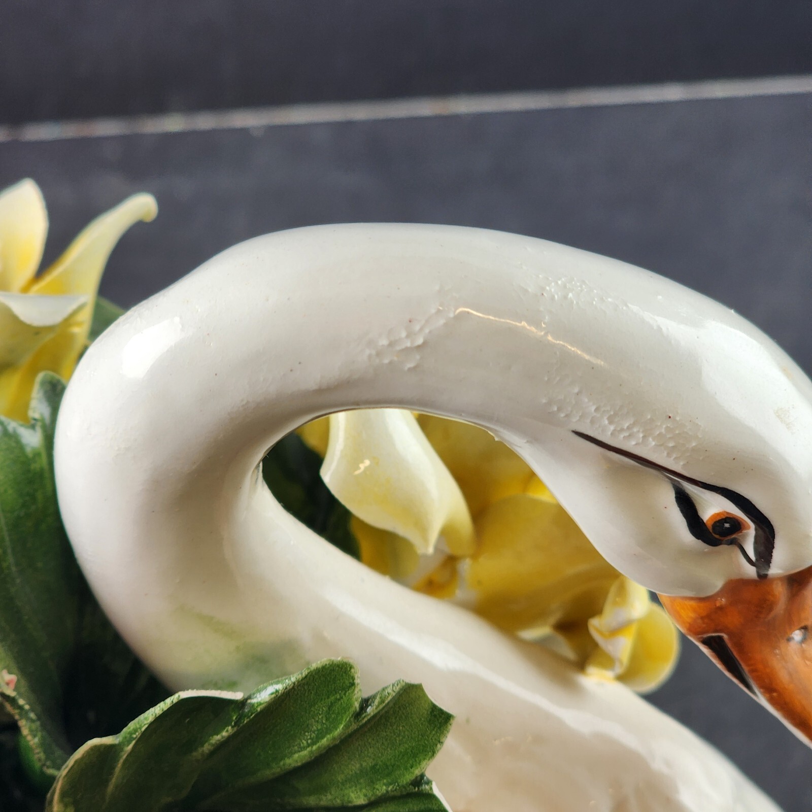 Porcelain Capodimonte Swan w Yellow Pink Flower Bouquet 4462 Ardalt ...