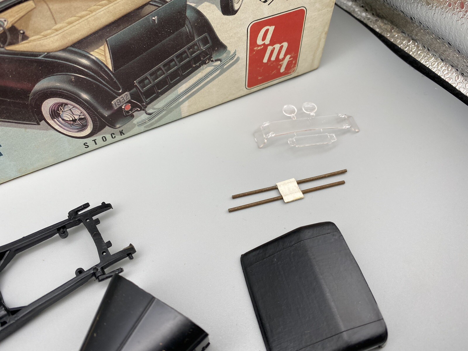 EARLY AMT 1/25 Vintage 32 Ford B Roadster Trophy Series O/C Mint Kit ...