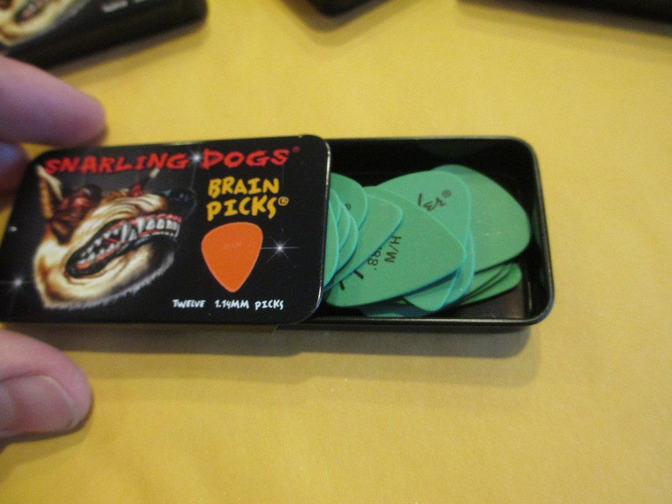 2 GUITAR PICK CONTAINERS / HOLDER / BOX for STORAGE IN YOUR CASE OR ...