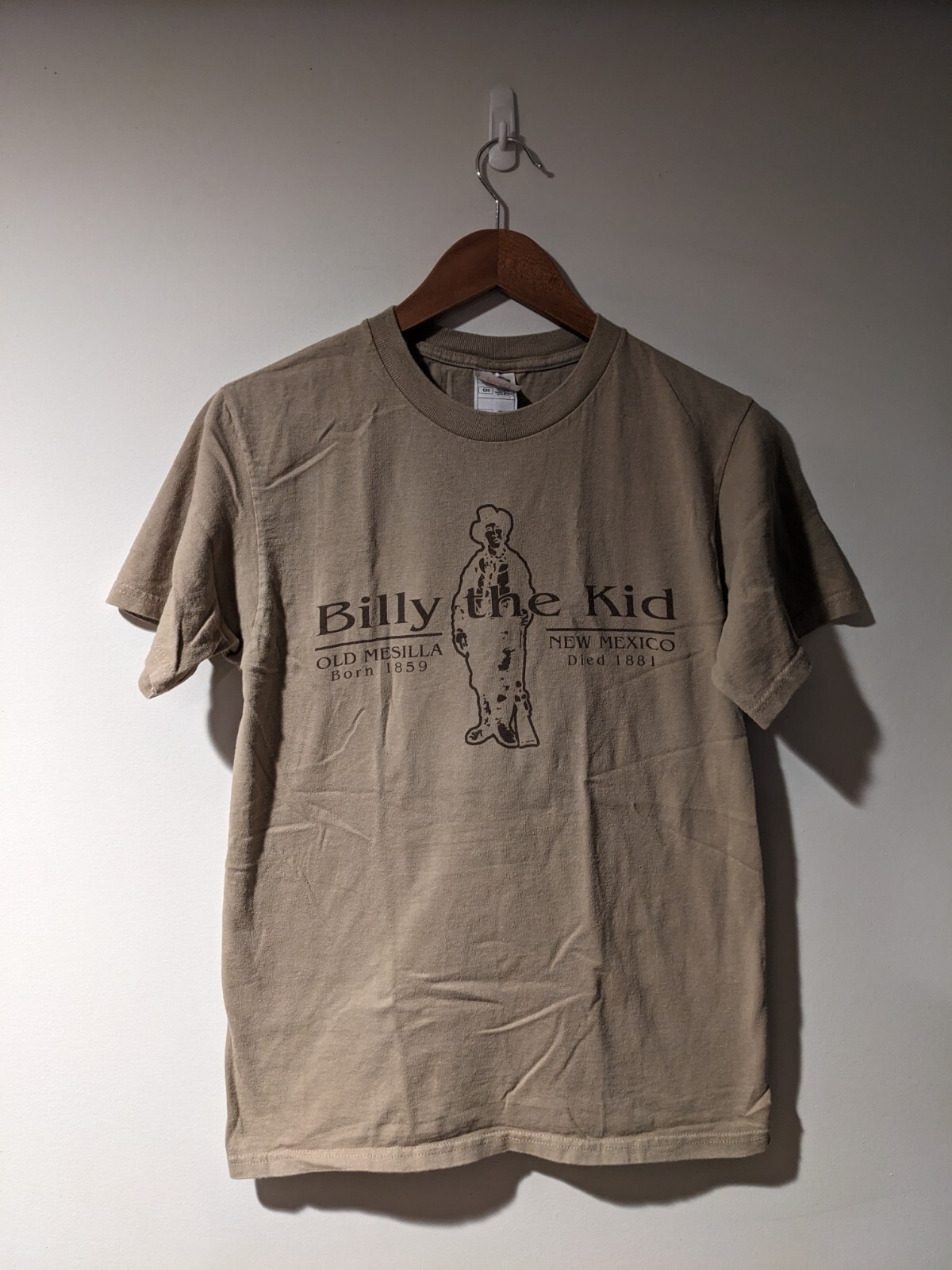 Vintage 90s Billy the Kid Western Memorial Beige Smal… - Gem