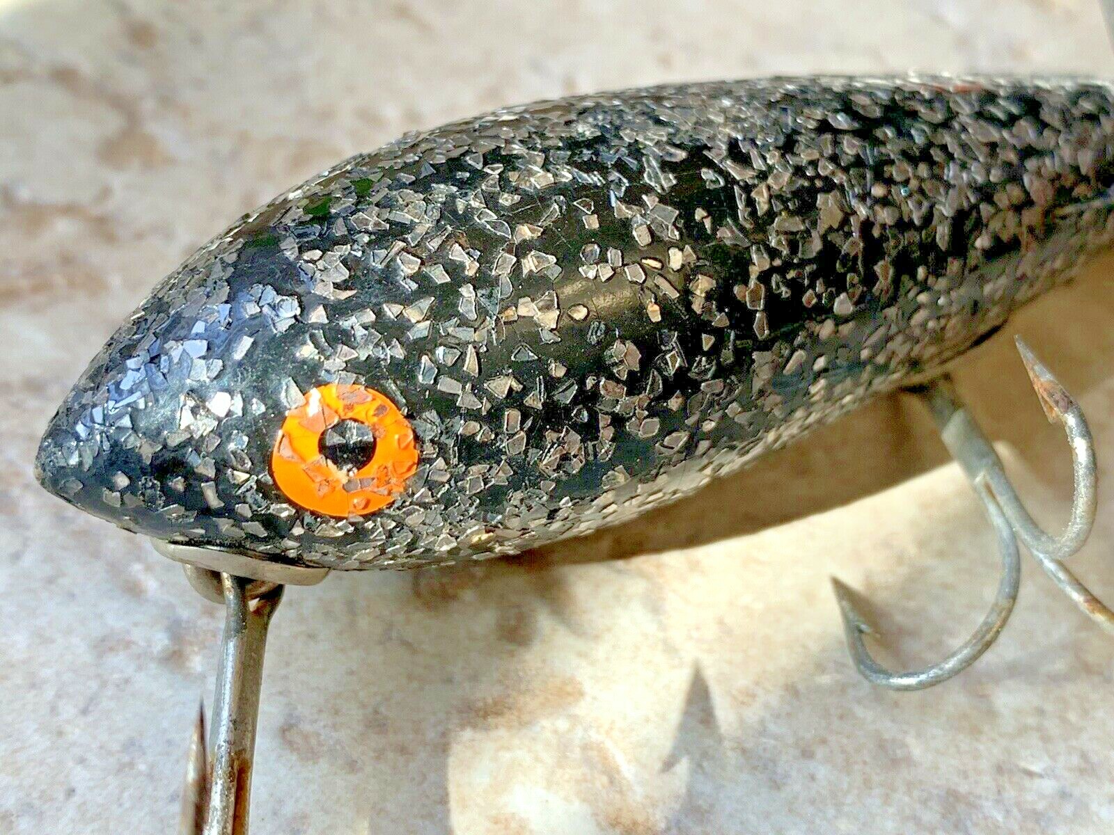 Vintage Bomber Sparkle Flakes Fishing Lure 2 Hooks Old Antique Hook ...