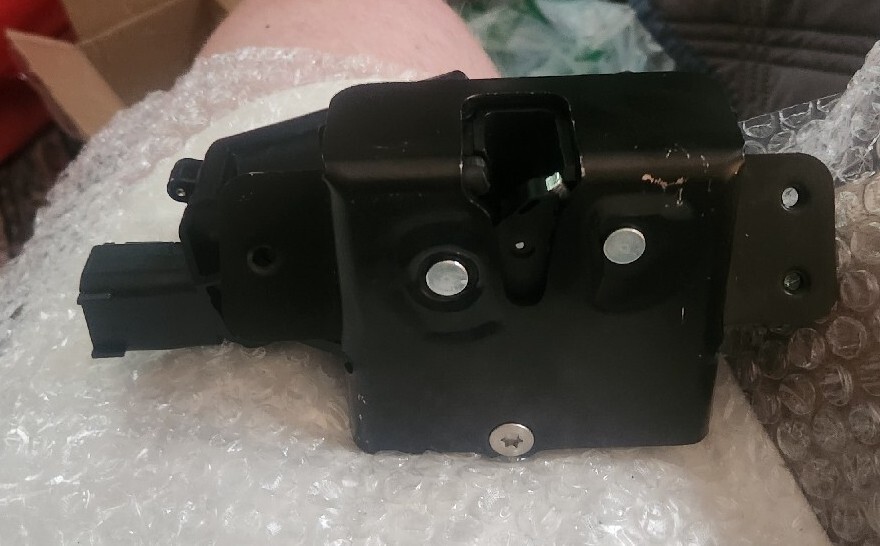 Power Liftgate Latch Lock Actuator - Replaces 13501872, 13581405 ...