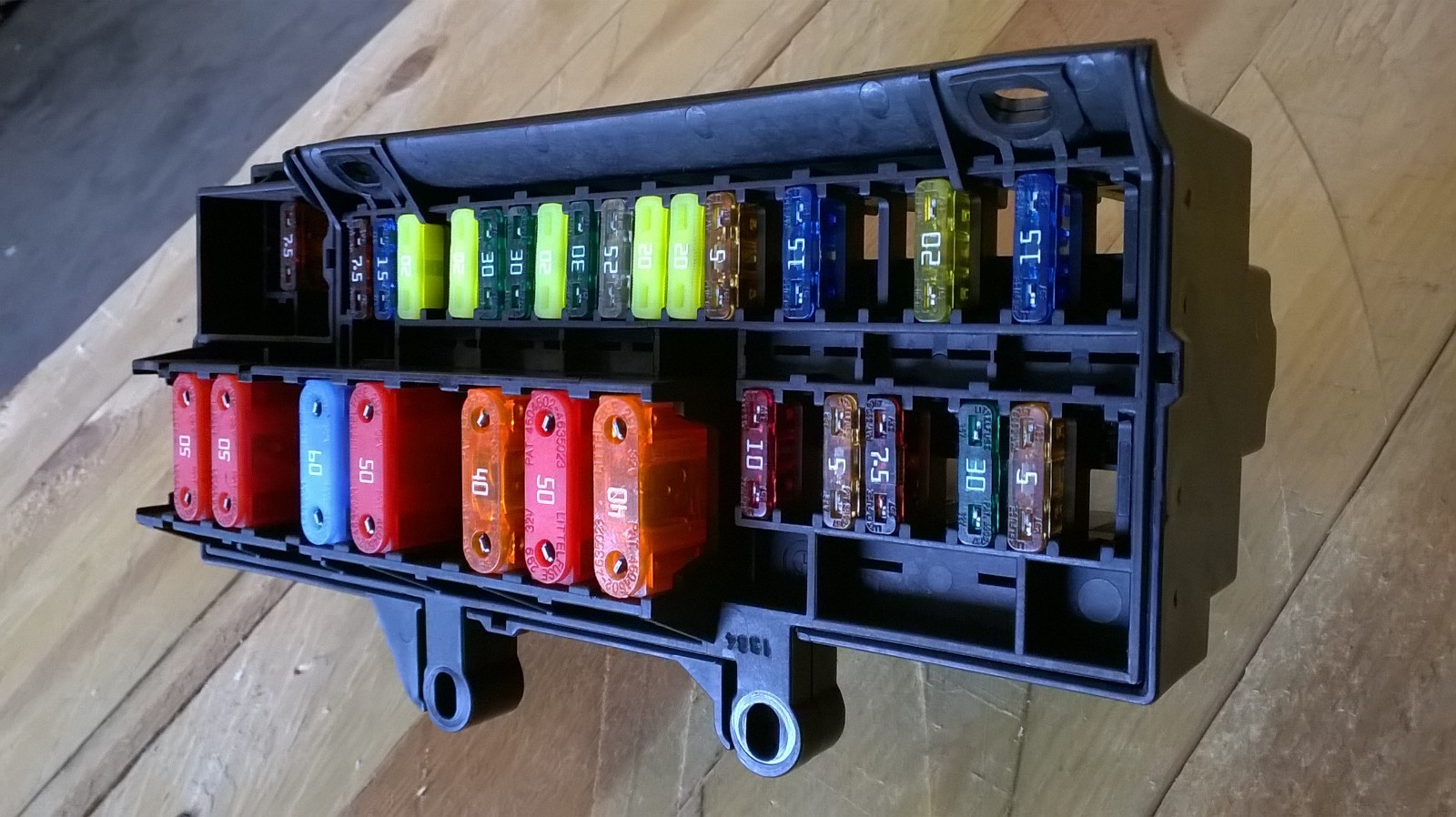 BMW E66 E65 7 SERIES Power distribution box FUSE RELAY FUSEBOX ...