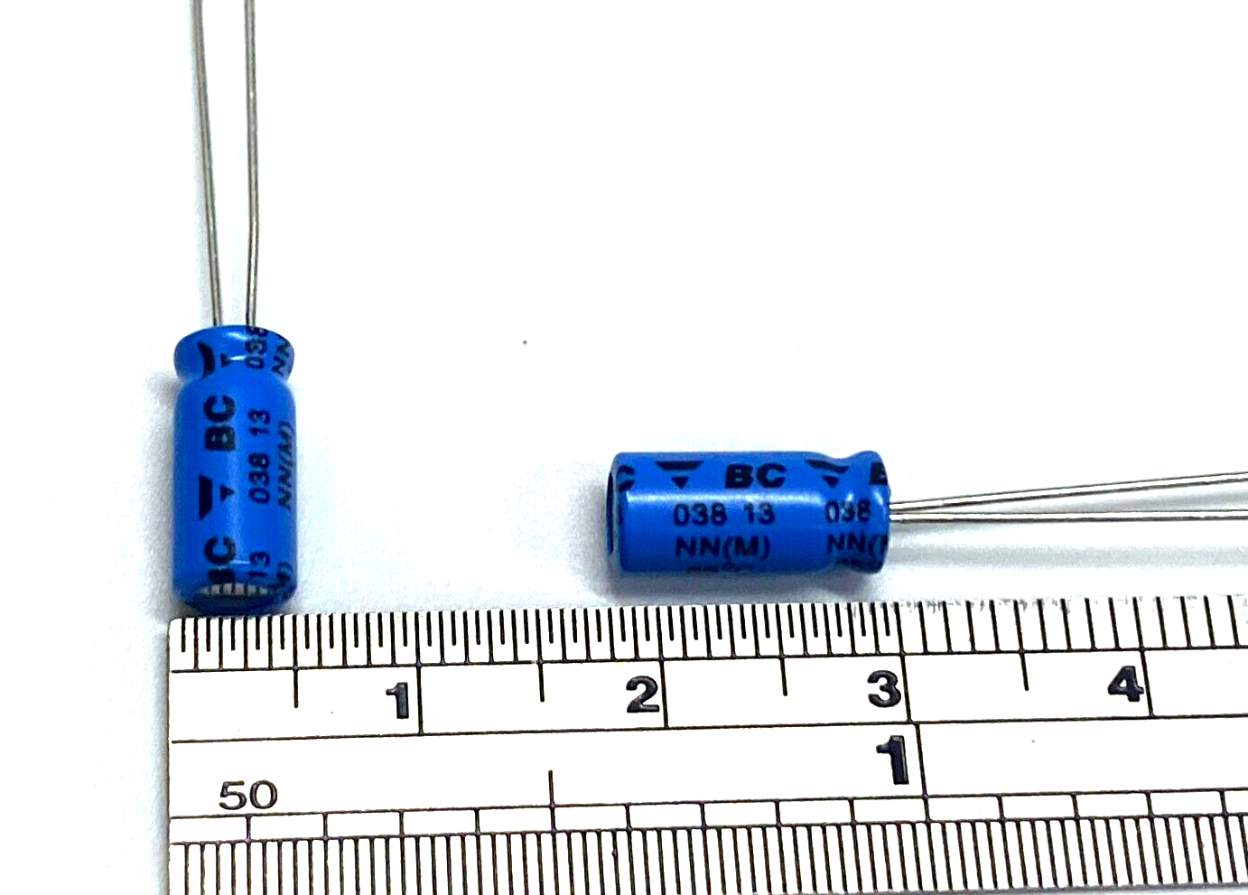 10pcs Vishay BC 038 47uF (47µF) 35V Radial Aluminum Capacitor | eBay