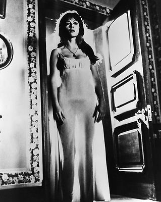 Ingrid Pitt 10" x 8" Photograph no12 | eBay