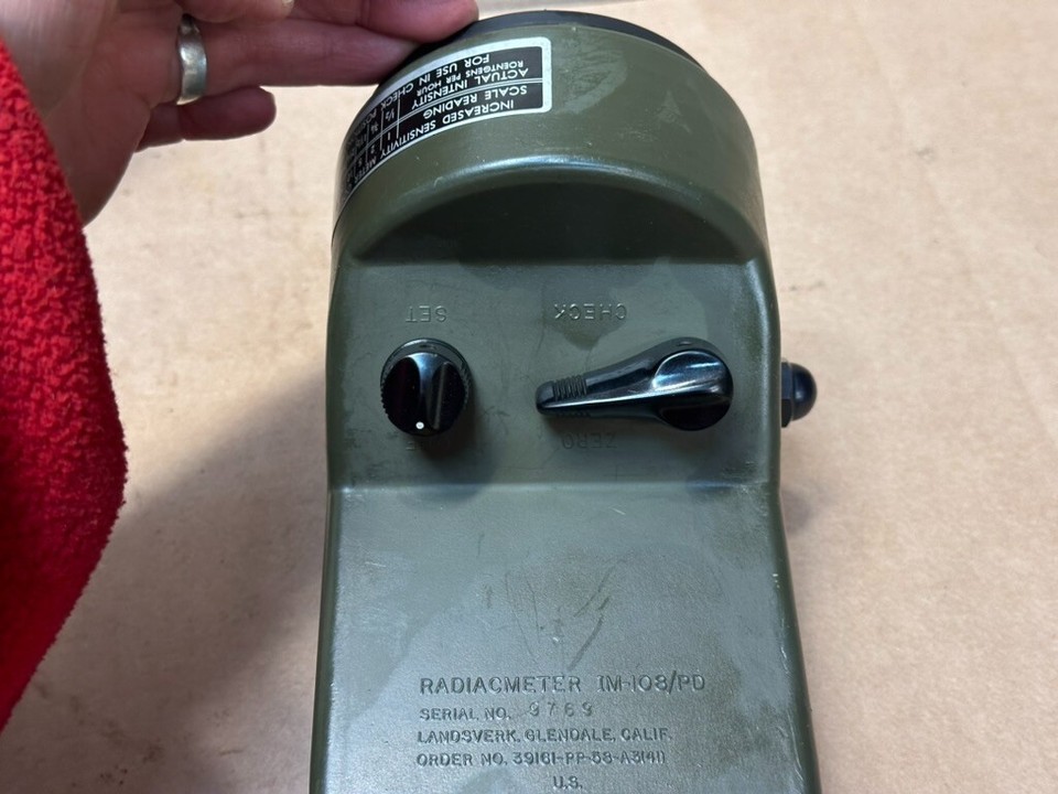 Vintage USA Army Military Radiacmeter Gamma Radiation Meter Marion Elec ...