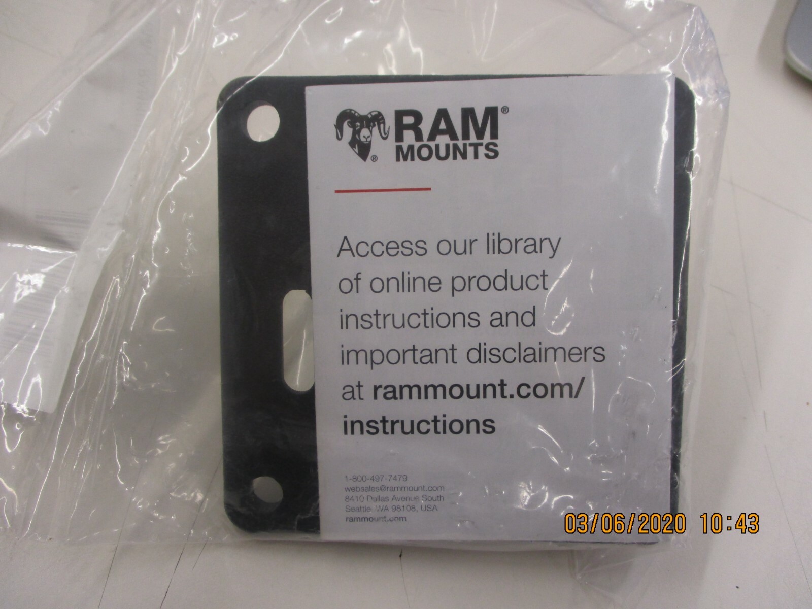 RAM MOUNTS - RAM-2461U - 75x75 mm Vesa 3.625" Plate with 1.5" Ball #RAM ...