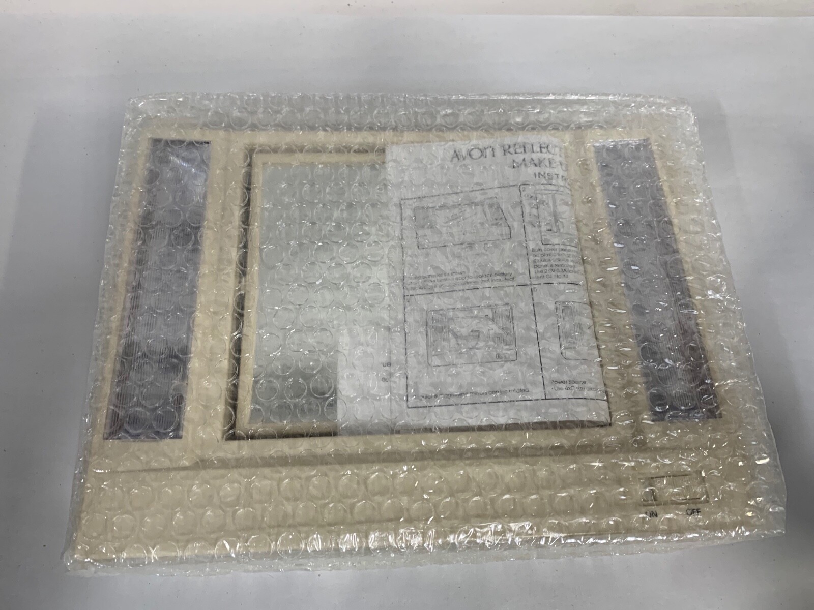 UNUSED Vintage Avon Reflections Of Beauty Make-Up Battery Lighted ...