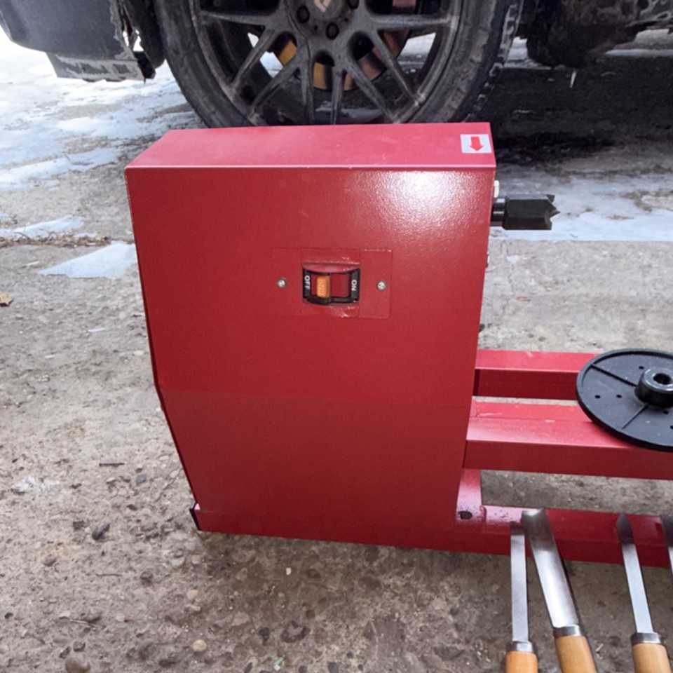 Cummins Industrial Tools Wood Lathe Red 14" Swing 40" Capacity 1100 ...