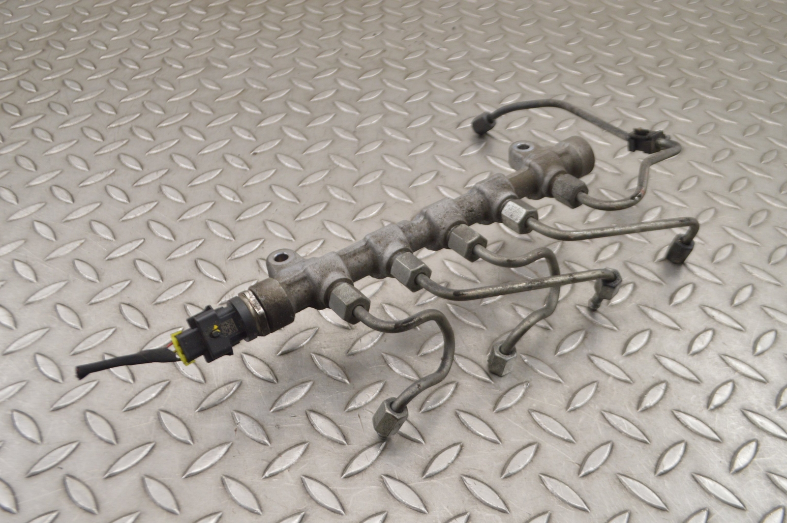 Hyundai ix35 LM 1.7 CRDi 2011 RHD Fuel Injection Rail 31400-2A420 ...