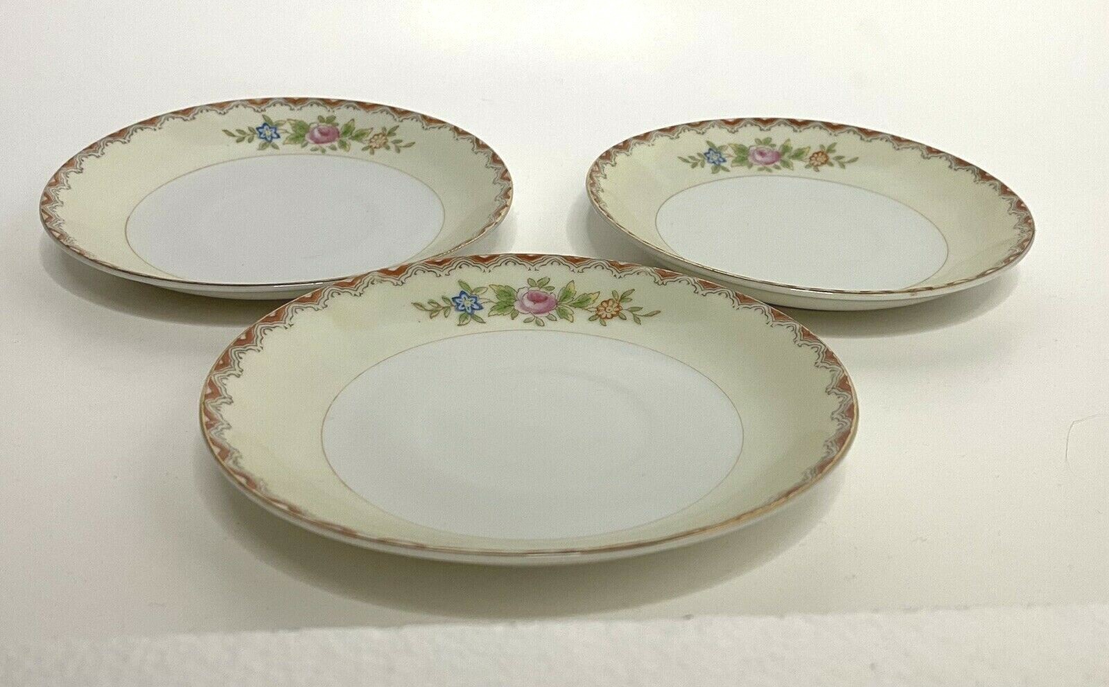 Vintage 1930’s Chikaramachi Set - 4 Tea Cups And 5 Saucers Hand Painted ...