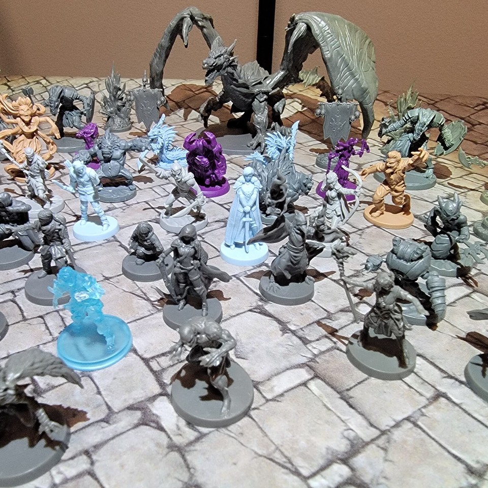 Huge Lot 50 D&D Miniatures Set DND Game RPG Lich Dragon Marvelous Hero ...