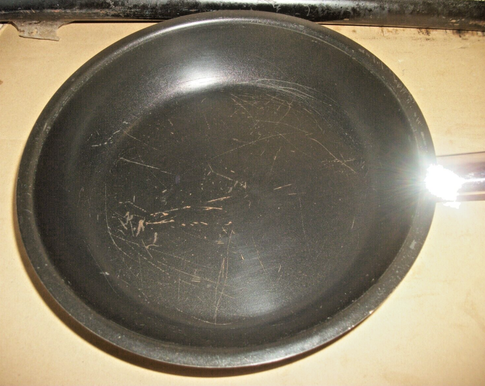 Matfer Small 8" Inch Nonstick Skillet/Fry Pan -Thick Disk Bottom 18/10 ...