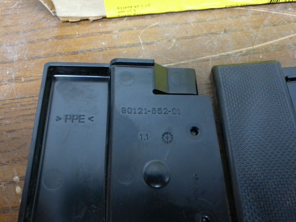 SQ-D HLN4BL , 80121-652-01 BLACK BLANK FILLER EXTENSION PLATE, OUT OF ...