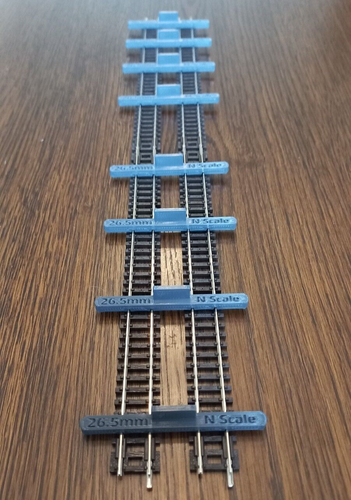 8 Pack - Streamline (26.5mm) N (1:148) Scale Parallel Track Spacer ...
