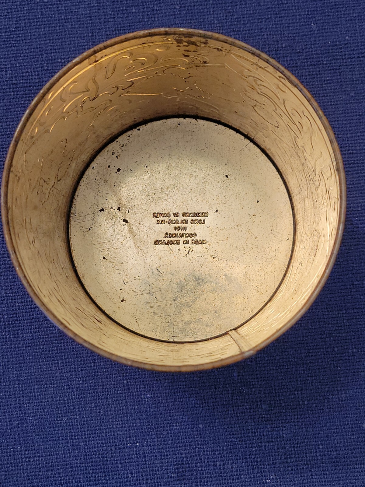 Vintage Tin DAHER Long Island NY 11101 England Round Floral Container ...