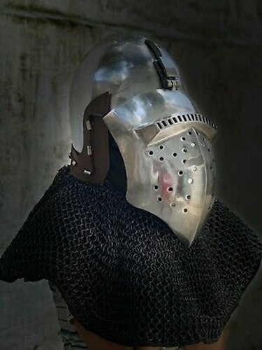 Medieval Bascinet Helmet With Riveted Chainmail and Padding Sugarloaf ...