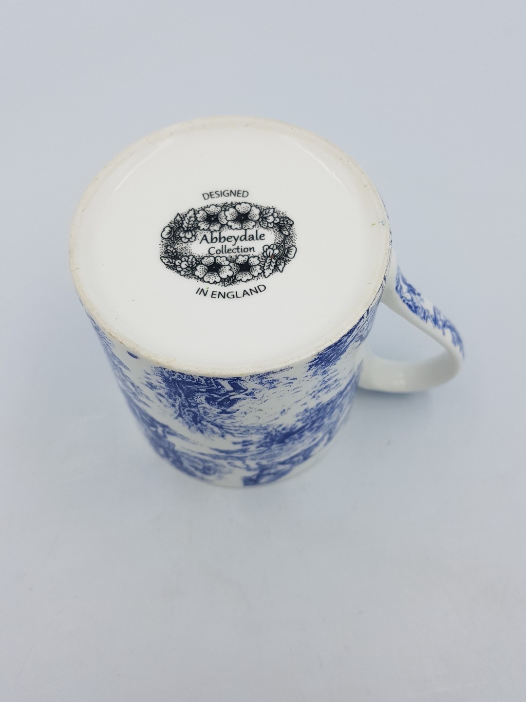 VINTAGE ABBEYDALE COLLECTION BLUE WHITE CERAMIC CUP MUG PASTORAL 18TH C ...