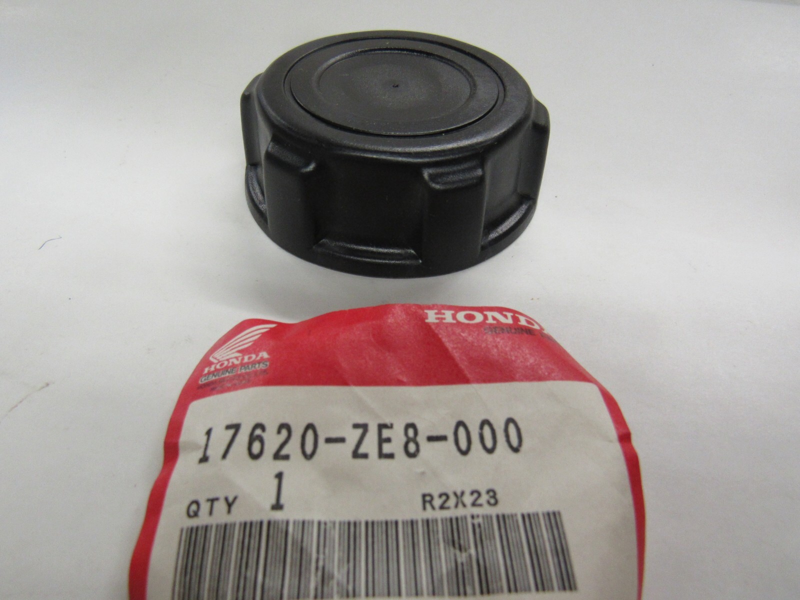 Honda SM Engine Fuel Cap OEM 17620-ze8-000 Gxv270 Gxv340 for sale ...