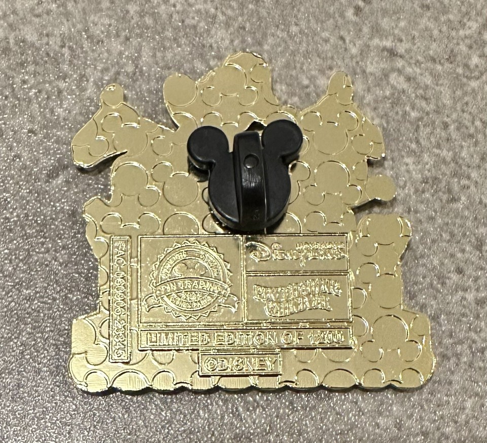 Disney Game pin HKDL Trading Carnival 2024 Donald Chip Dale LE1200 Tent ...