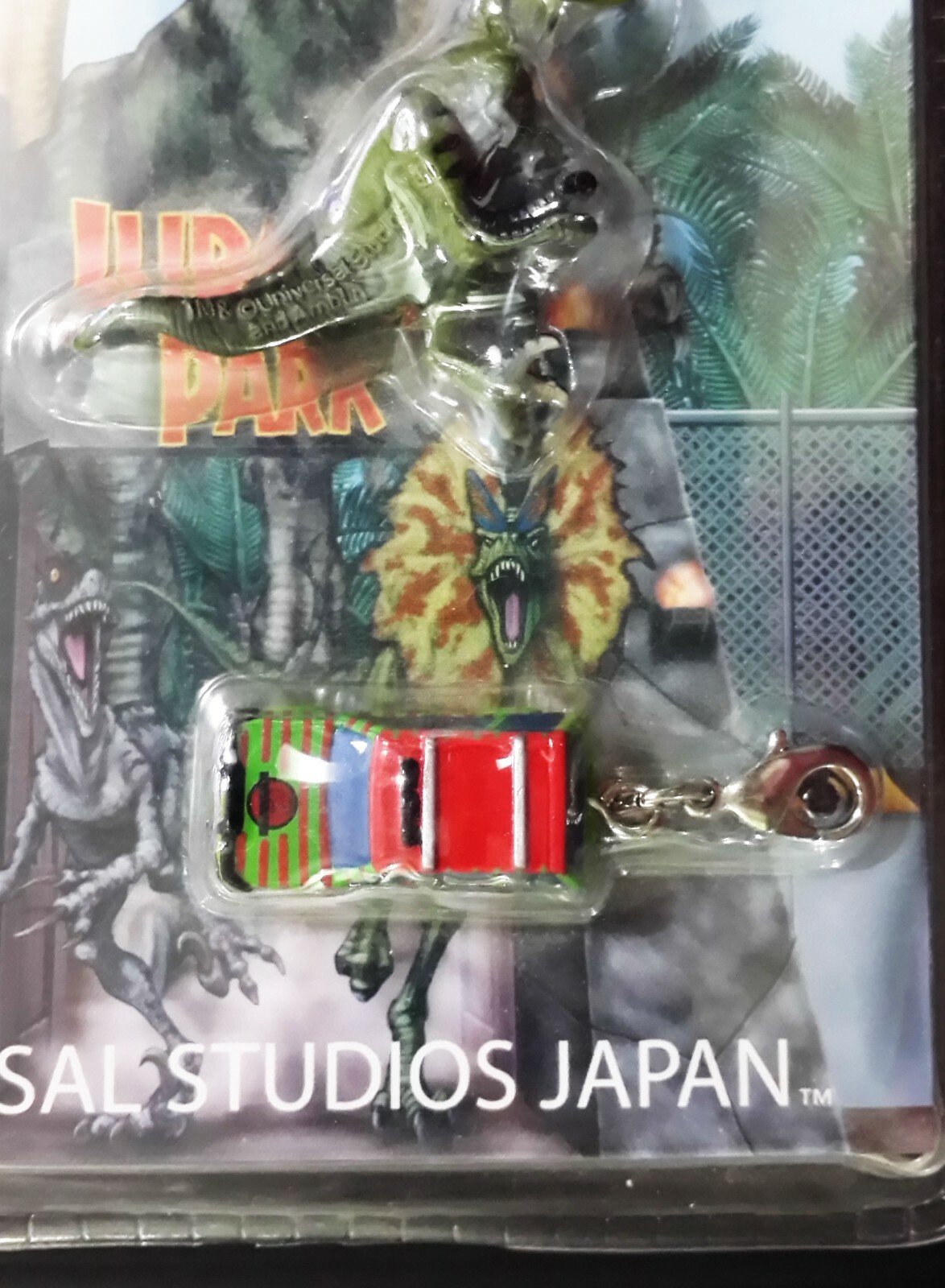 Universal Studios Japan Jurassic Park 3 Keychains & Post Card SEALED ...