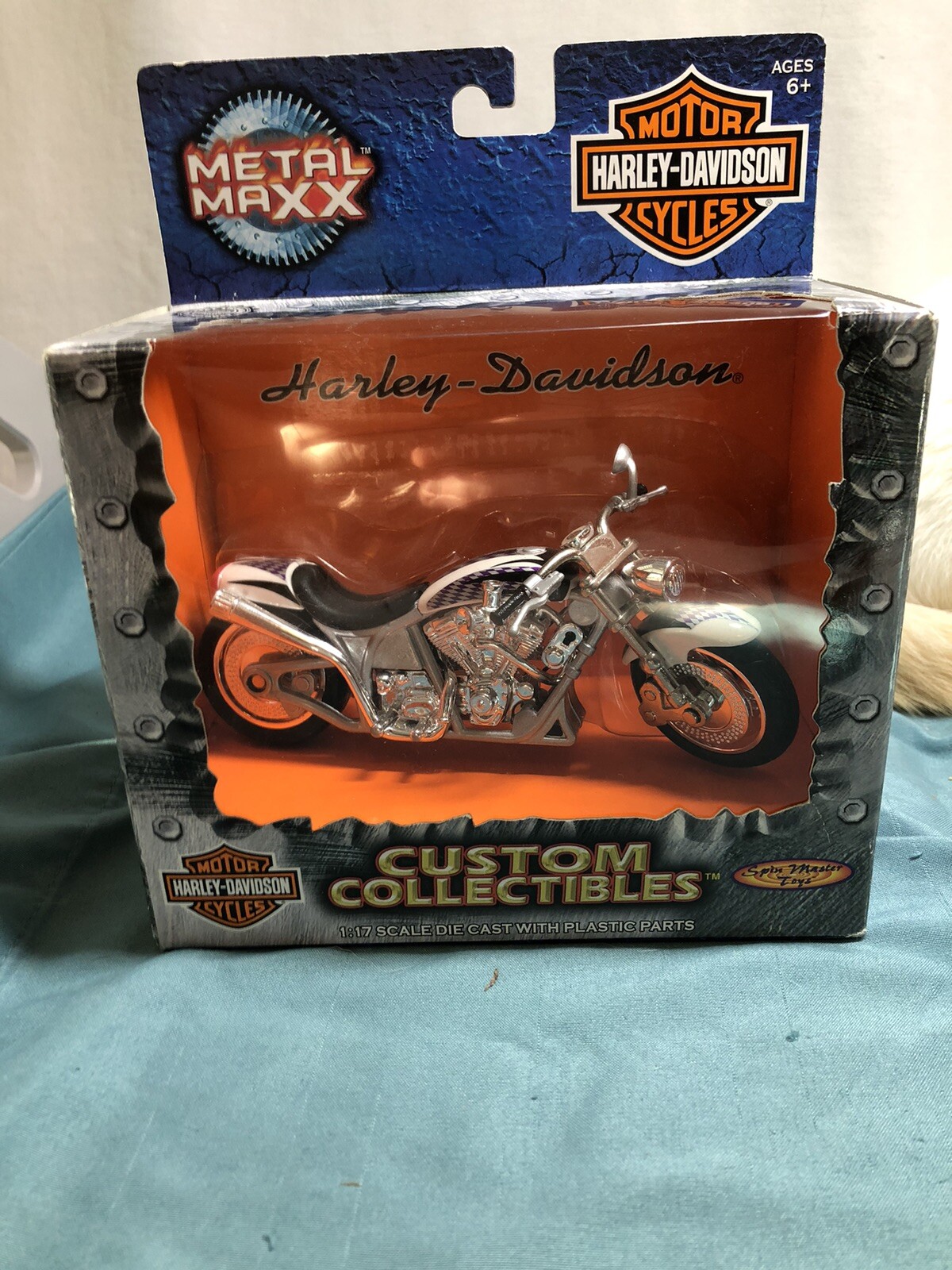 NIB Sealed Harley-Davidson Metal Maxx Custom Collectibles 1:17 Die Cast ...