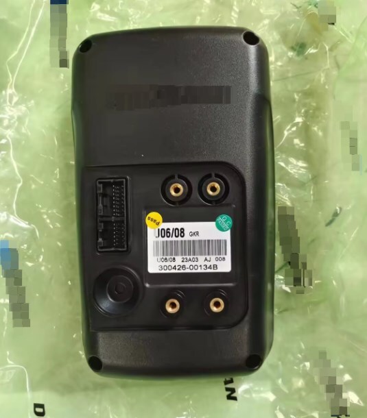 LCD Monitor Panel 300426-00134B For Doosan DX62R-3 DX85R-3 Bobcat ...