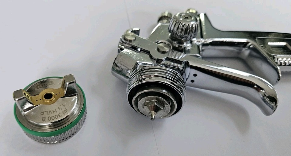 Sata satajet 3000 b spray gun 1.3 HVLP Digital + brand new spraygun cup ...