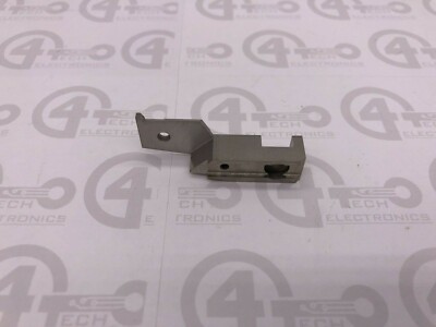 PCB Assembly Equipment - Universal Radial