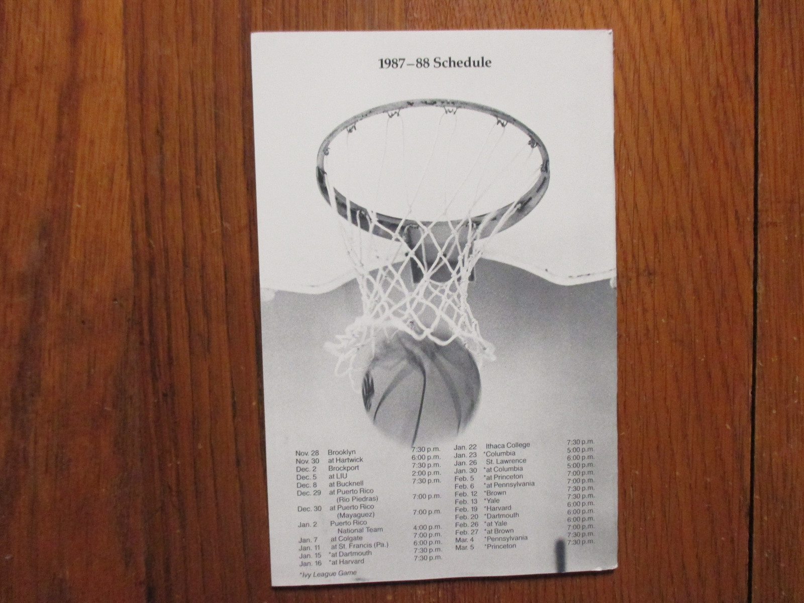 1987 Cornell Womens Basketball Guide(Sign-LINDA LERCH/KIM JORDAN/PATTI ...