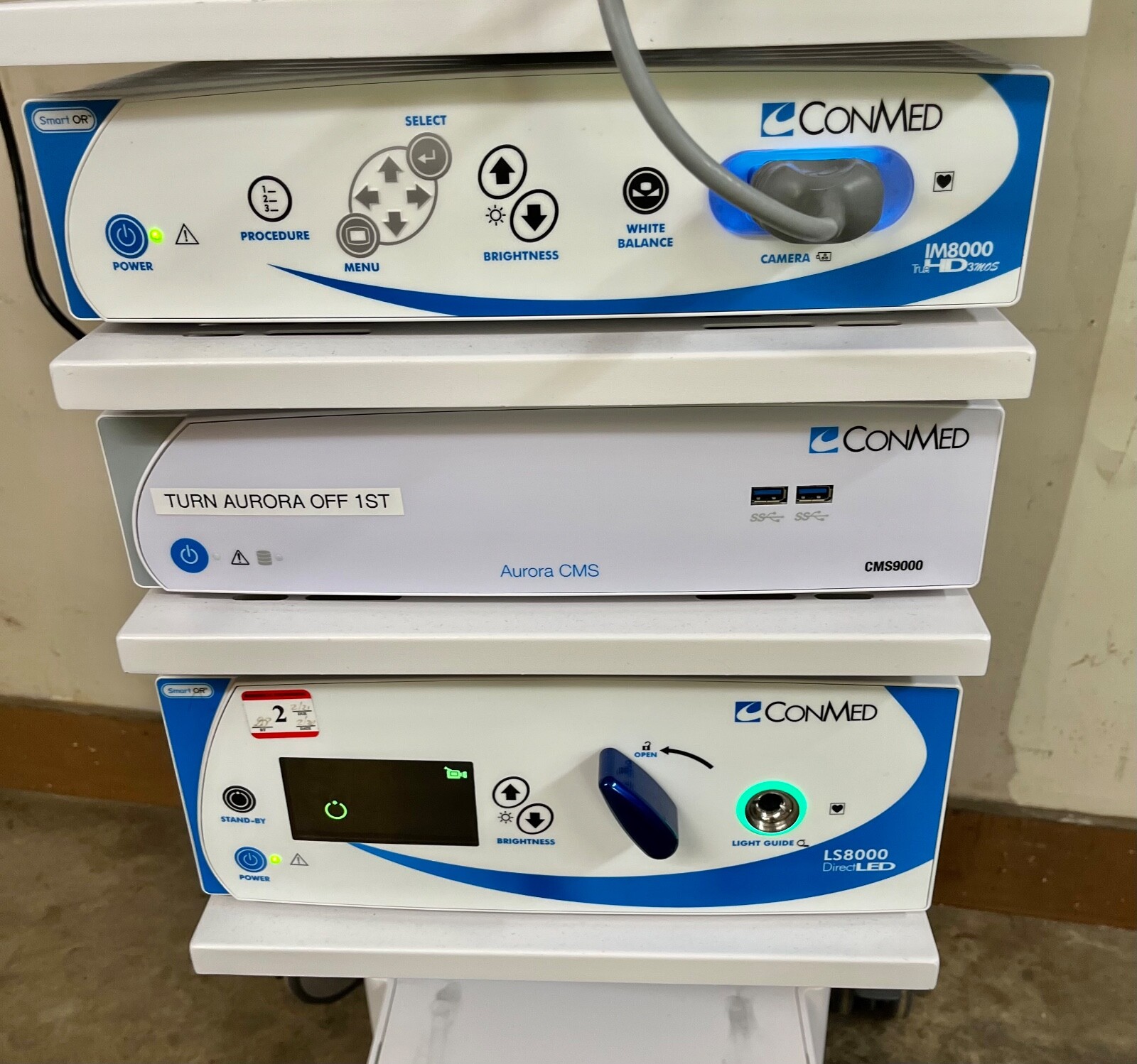 Conmed video cart with Sony 4K monitor, IM8000 camera, video capture ...