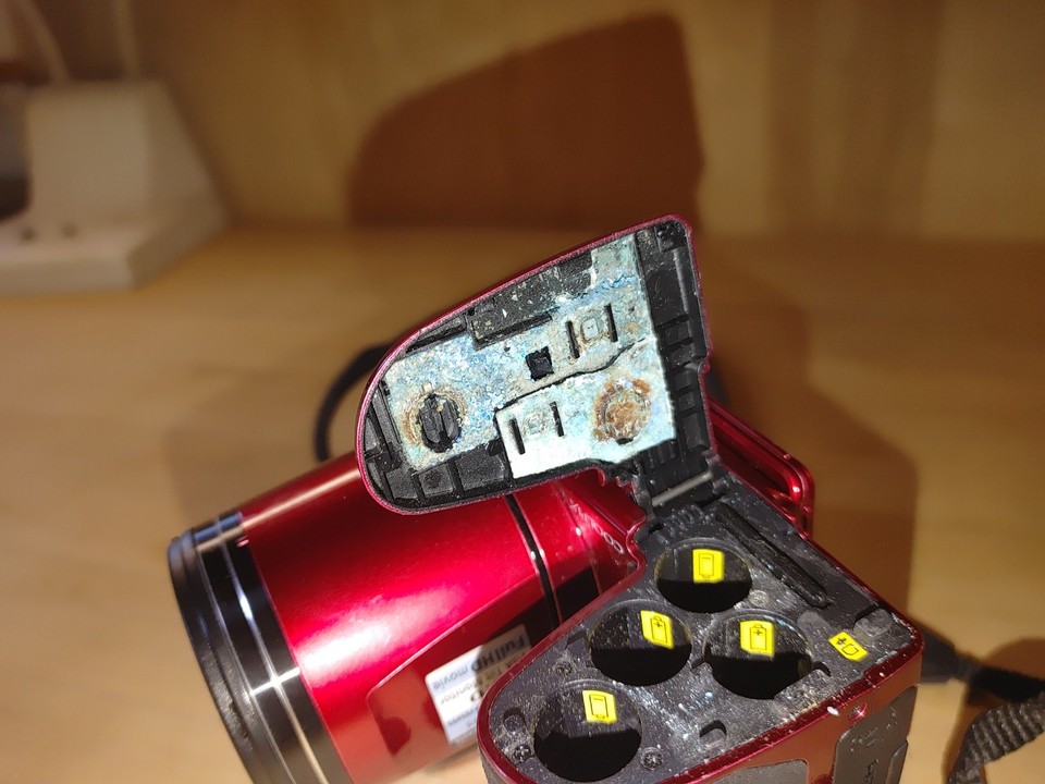 Nikon Coolpix L830 Red 16MP Digital Camera w/34x Zoom PARTS ONLY NOT ...