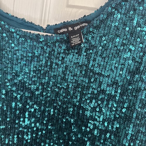 Cable & Gauge Sequin Emerald Woman's Top Size SP - Rarely Worn ...