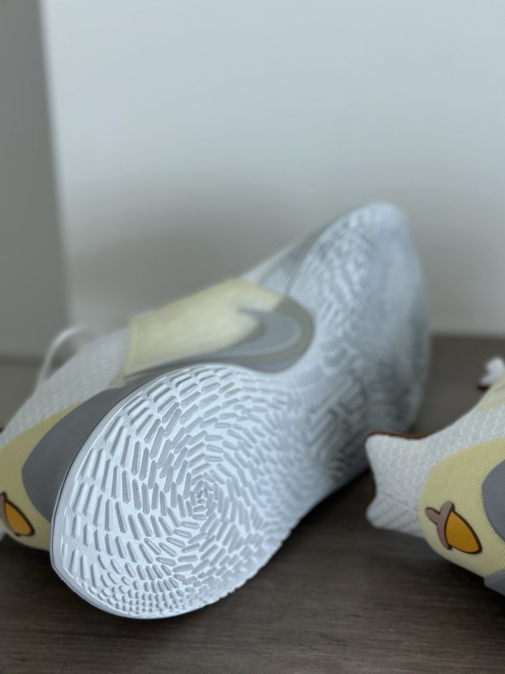 Nike Kyrie 2 Low Spongebob Sandy Cheeks. Worn Once. Size 12. No Box ...