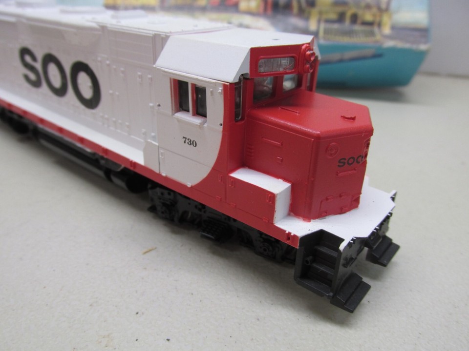 ATHEARN ~ SOO LINE GP35 POWERED LOCOMOTIVE # 730 ~HO SCALE | eBay