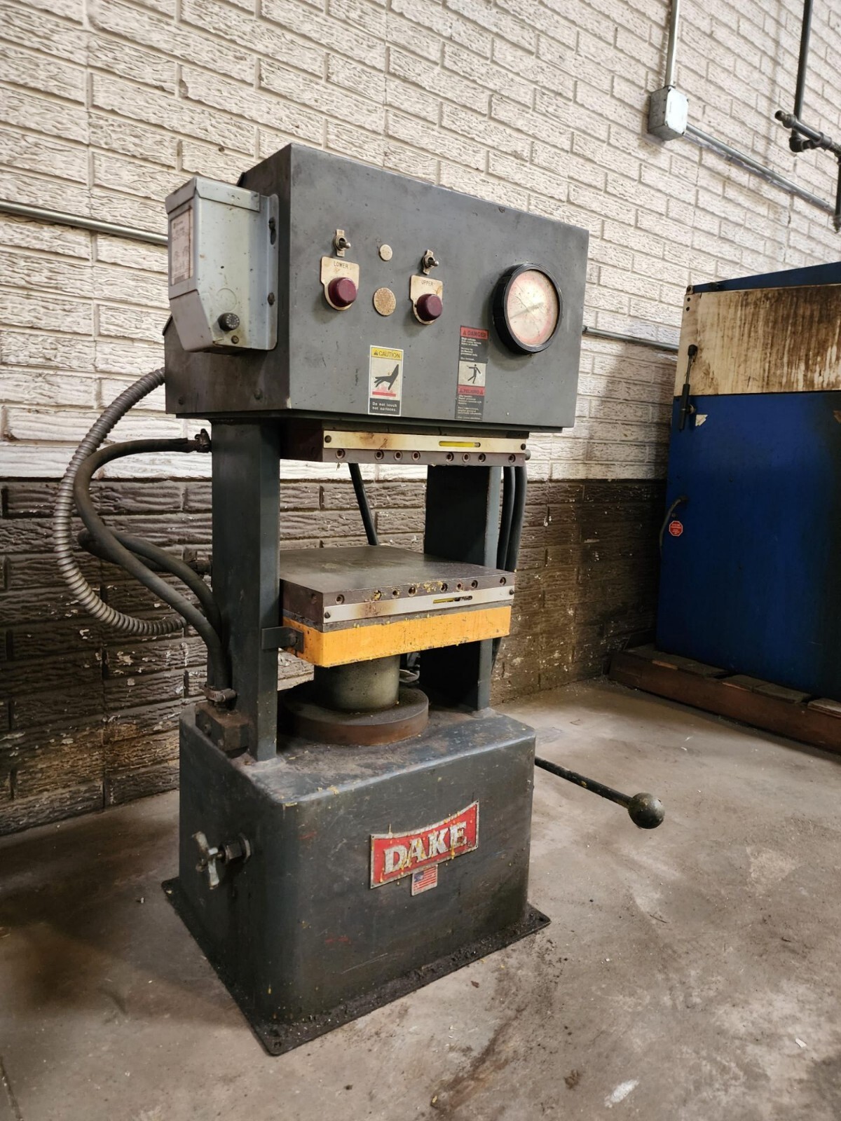 Dake 44-250 50 Ton Laboratory Press 220V, 1PH | eBay