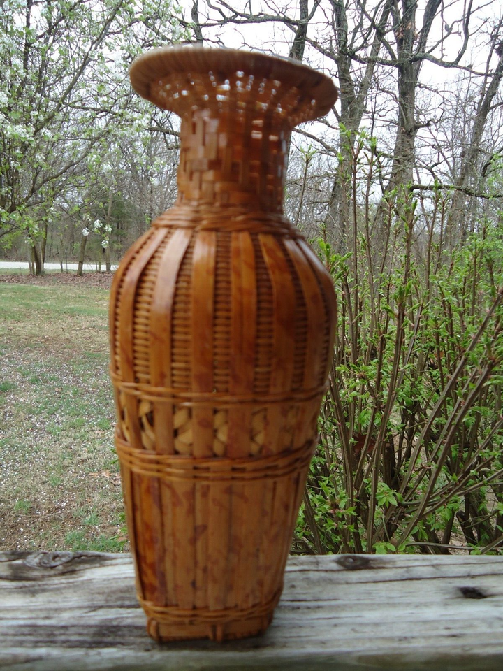 VTG Wicker Woven Basket Bud Vase Decor Tortoise Shell Natural Earthy ...