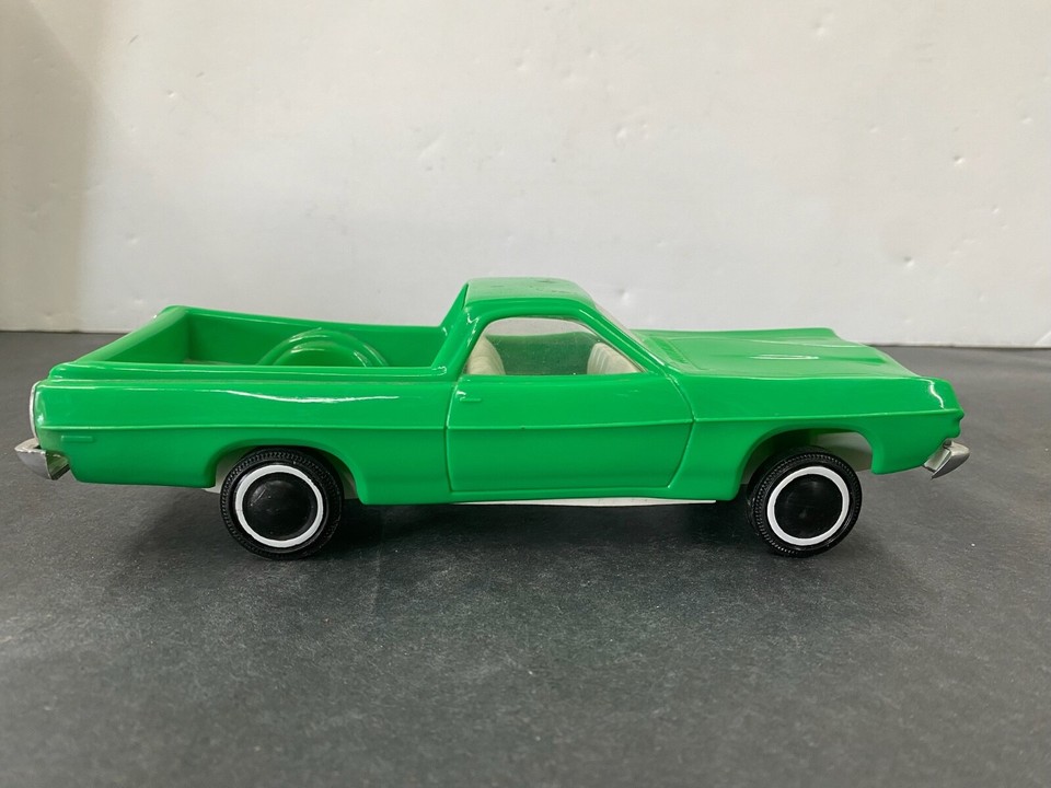 Green Ford Ranchero toy Plastic BODY Vintage MODEL CAR McM 1/20 ? | eBay