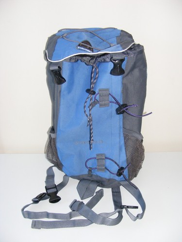Eurohike Wilderness 18 Blue & Grey 18lt Day Sack/Backpack | eBay