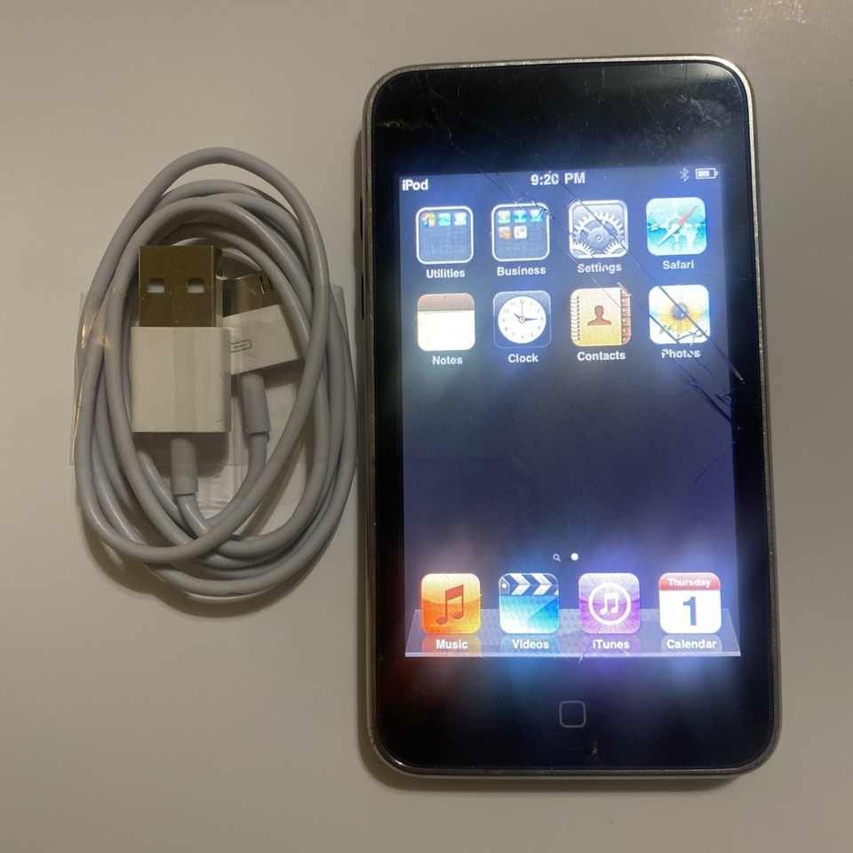 Apple iPod Touch 2nd Gen A1288 8GB MC086LL iOS 4.2.1 Works ~ 136 Songs ...